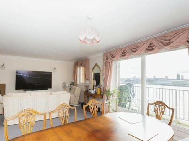 2 Bedroom Apartment For Sale In London
