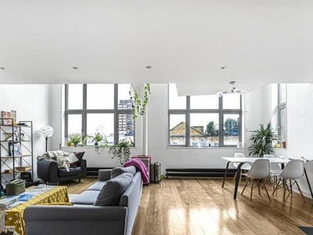 2 Bedroom Apartment For Sale In London