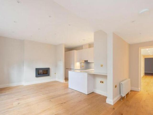 2 Bedroom Apartment For Sale In London