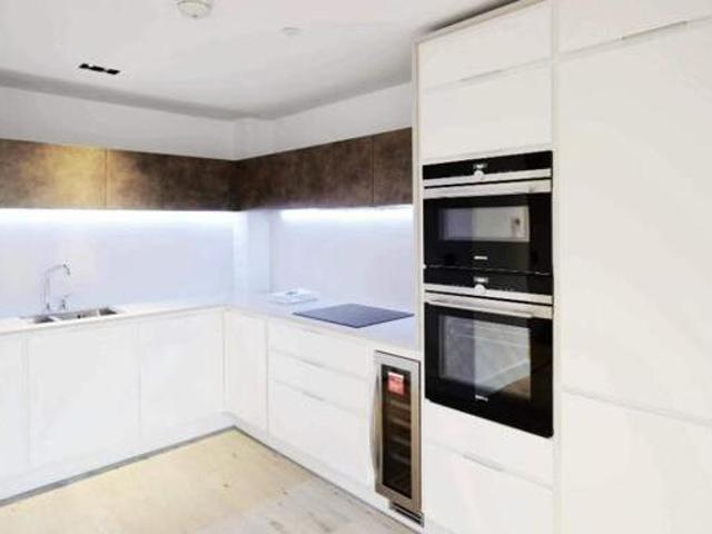 2 Bedroom Apartment For Sale In London