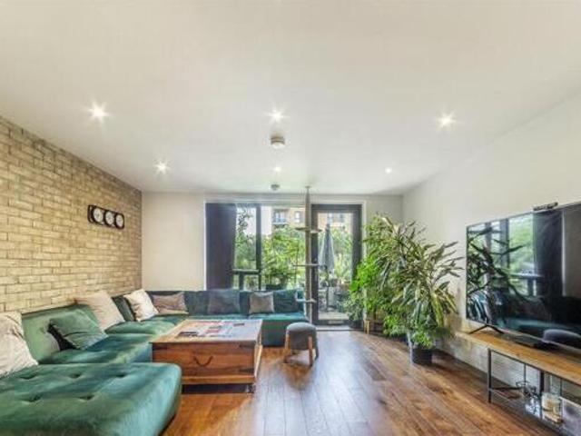 2 Bedroom Apartment For Sale In London