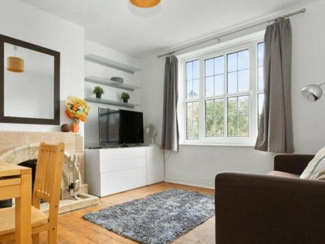 2 Bedroom Apartment For Sale In London