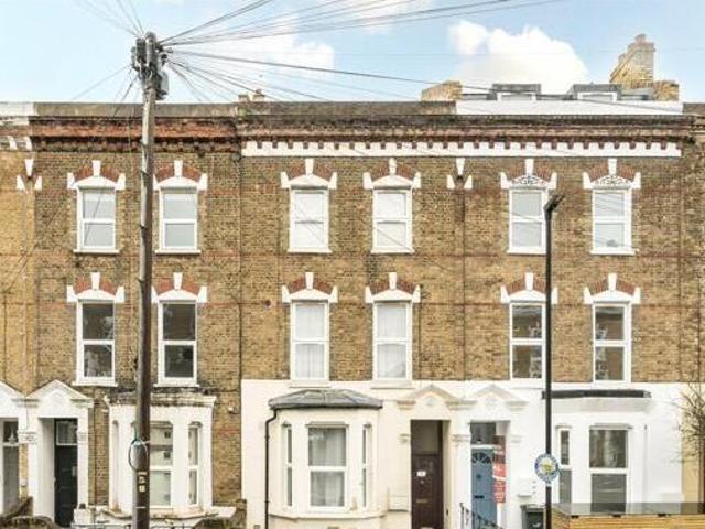 2 Bedroom Apartment For Sale In London