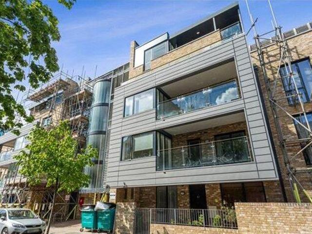 2 Bedroom Apartment For Sale In London
