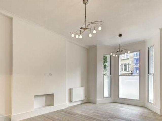 2 Bedroom Apartment For Sale In London