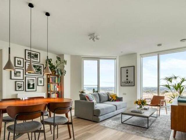 2 Bedroom Apartment For Sale In London
