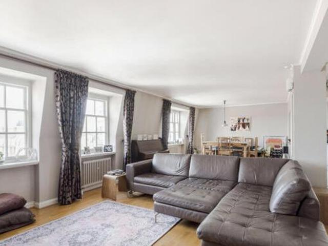 2 Bedroom Apartment For Sale In London