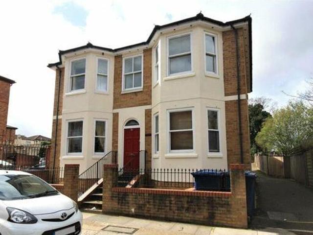 2 Bedroom Apartment For Sale In London