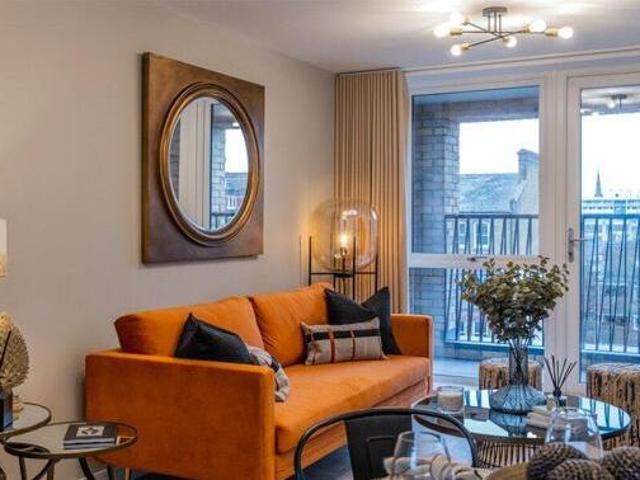 2 Bedroom Apartment For Sale In London
