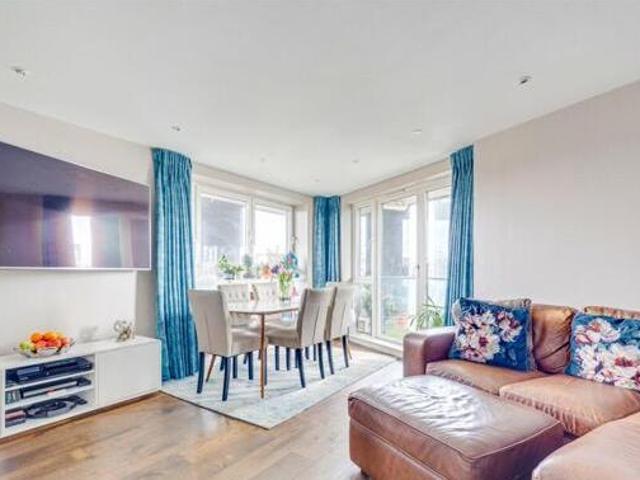 2 Bedroom Apartment For Sale In London