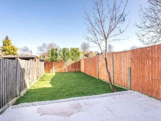 2 Bedroom Apartment For Sale In London