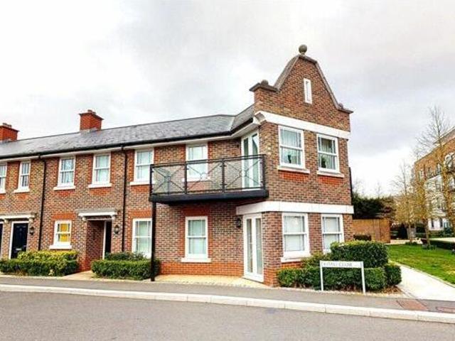 2 Bedroom Apartment For Sale In London