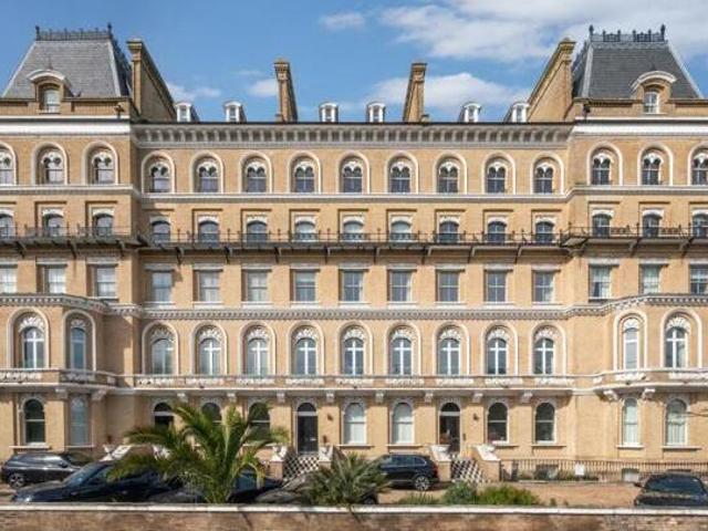 2 Bedroom Apartment For Sale In London