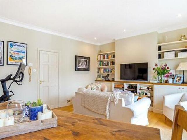 2 Bedroom Apartment For Sale In London