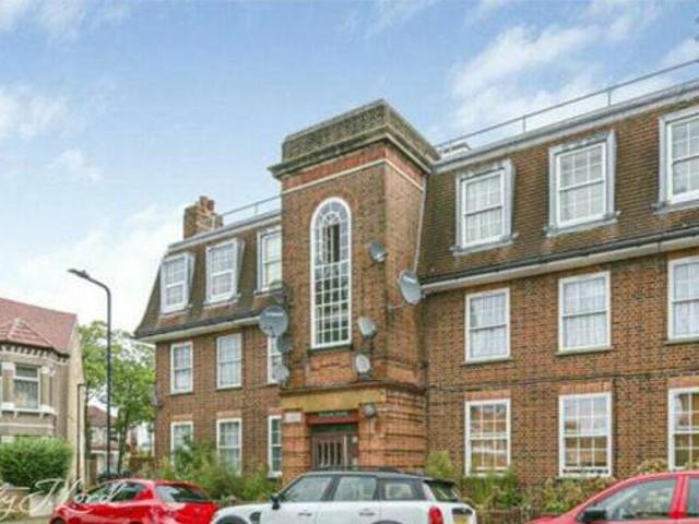 2 Bedroom Apartment For Sale In London