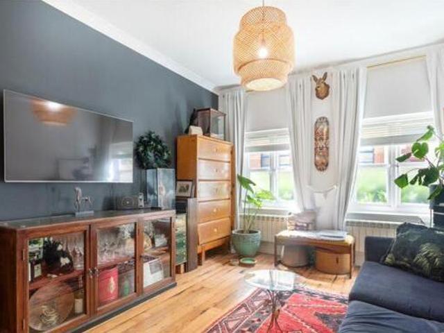 2 Bedroom Apartment For Sale In London