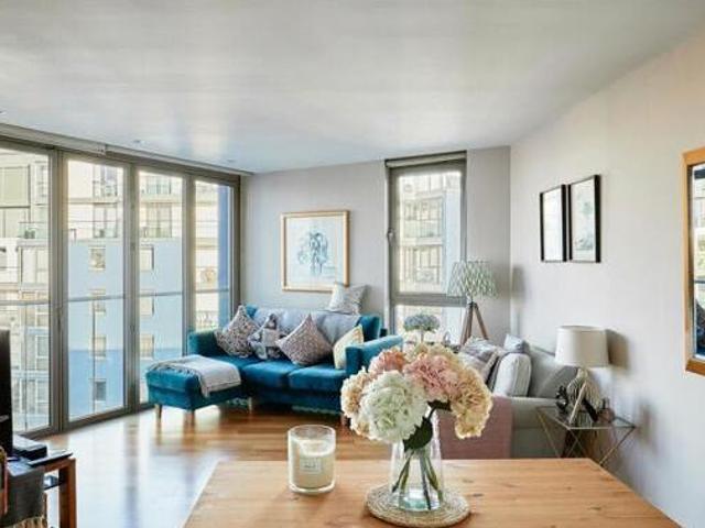2 Bedroom Apartment For Sale In London