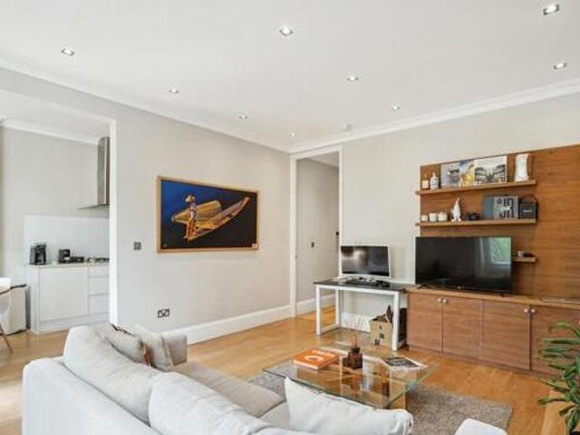 2 Bedroom Apartment For Sale In London
