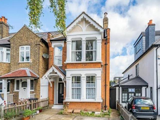 2 Bedroom Apartment For Sale In London
