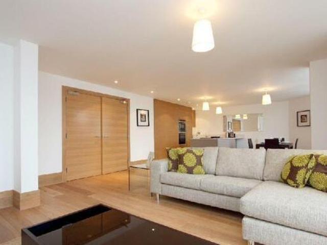 2 Bedroom Apartment For Sale In London