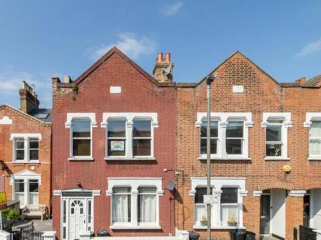 2 Bedroom Apartment For Sale In London