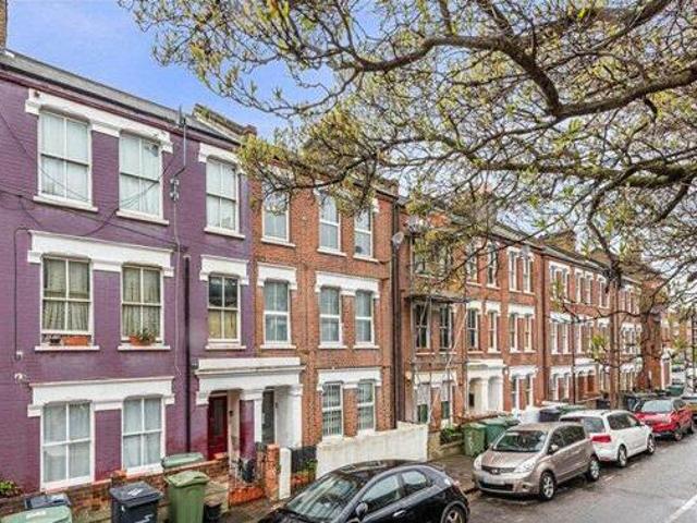 2 Bedroom Apartment For Sale In London