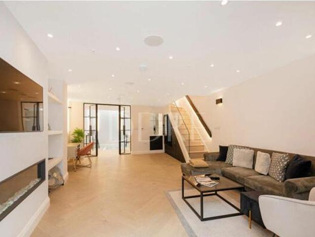 2 Bedroom Apartment For Sale In London