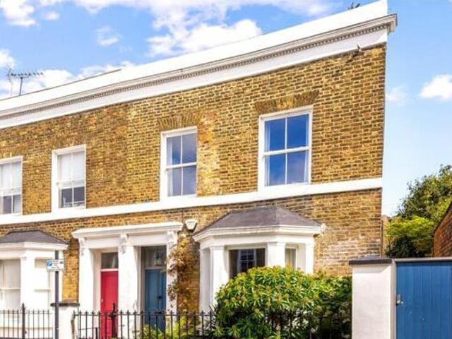 2 Bedroom Apartment For Sale In London
