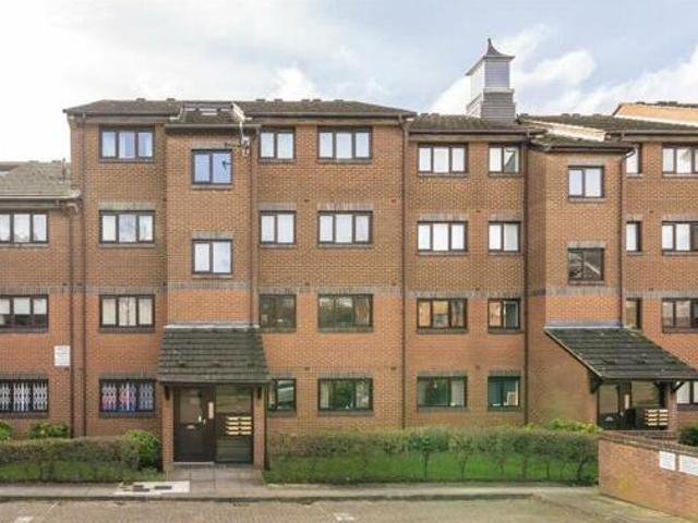 2 Bedroom Apartment For Sale In London