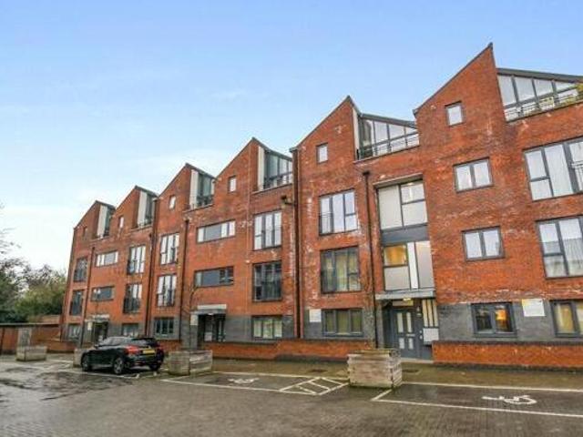2 Bedroom Apartment For Sale In London