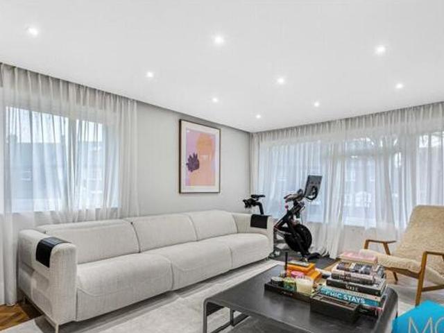 2 Bedroom Apartment For Sale In London