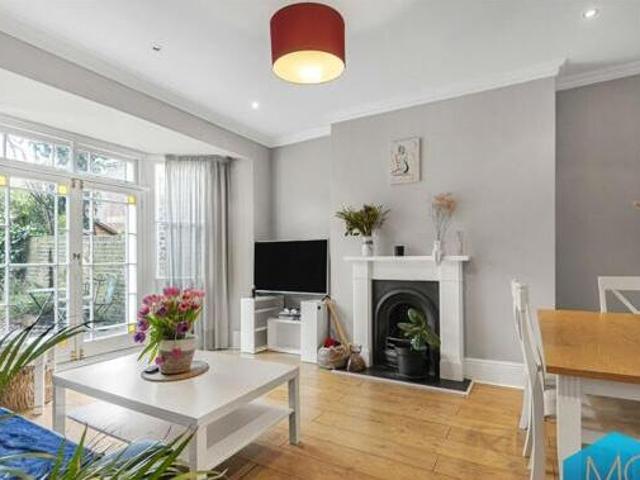 2 Bedroom Apartment For Sale In London