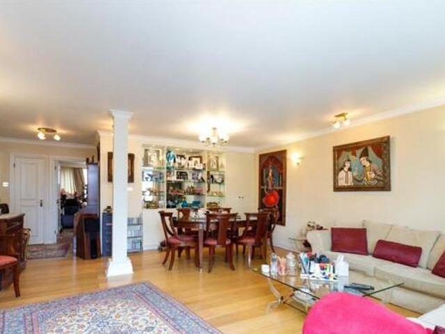 2 Bedroom Apartment For Sale In London