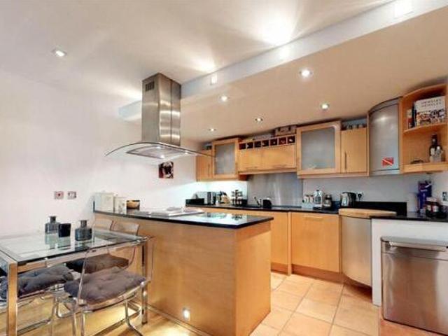 2 Bedroom Apartment For Sale In London