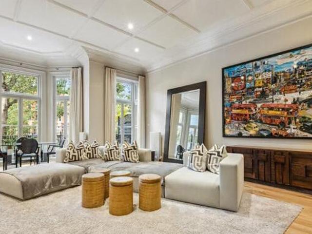 2 Bedroom Apartment For Sale In London