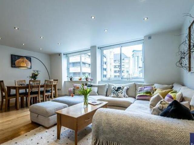 2 Bedroom Apartment For Sale In London