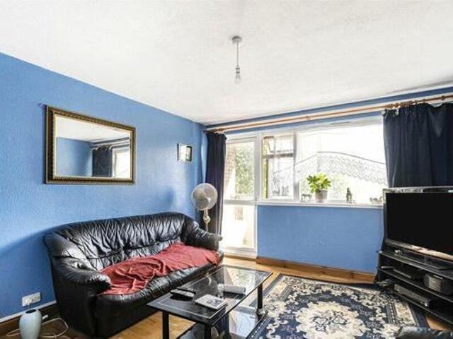 2 Bedroom Apartment For Sale In London