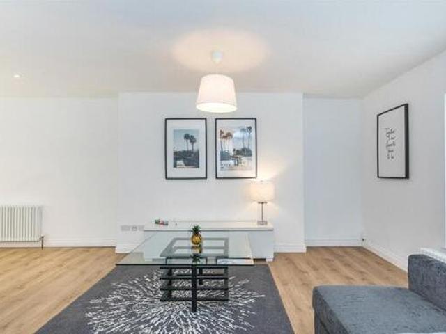 2 Bedroom Apartment For Sale In London