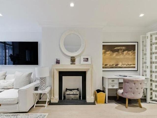 2 Bedroom Apartment For Sale In London