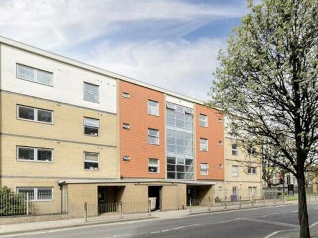 2 Bedroom Apartment For Sale In London