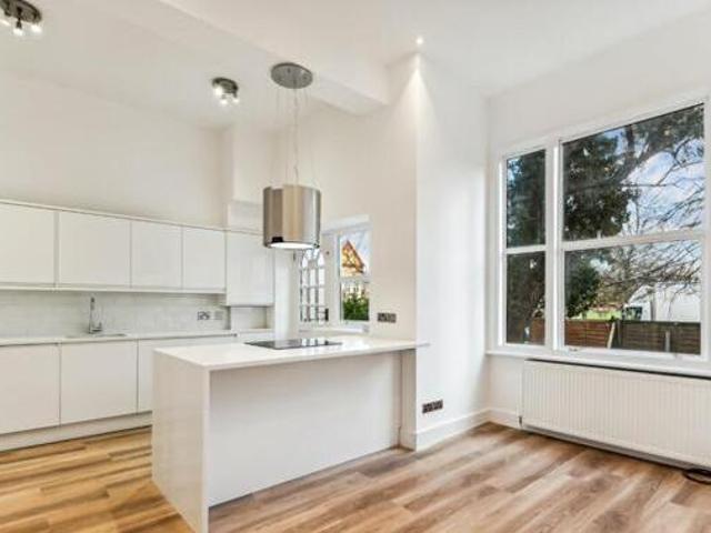 2 Bedroom Apartment For Sale In London