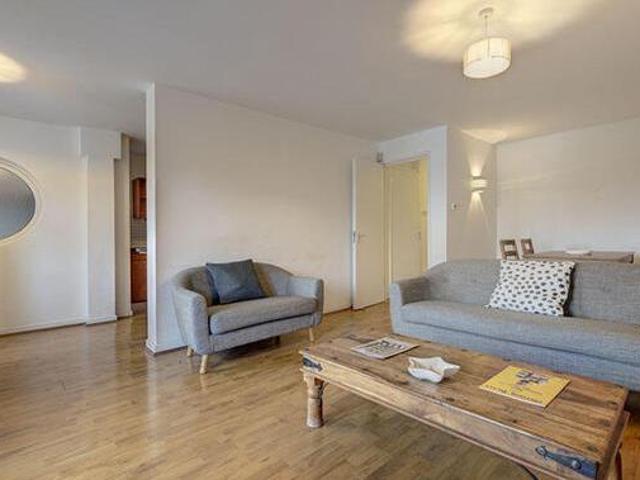2 Bedroom Apartment For Sale In London
