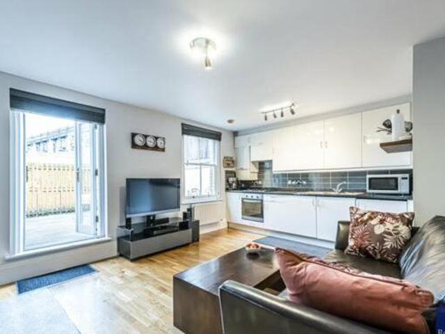 2 Bedroom Apartment For Sale In London