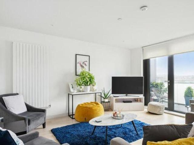 2 Bedroom Apartment For Sale In London