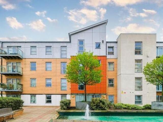 2 Bedroom Apartment For Sale In London