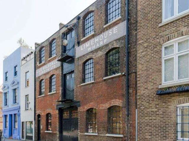 2 Bedroom Apartment For Sale In London