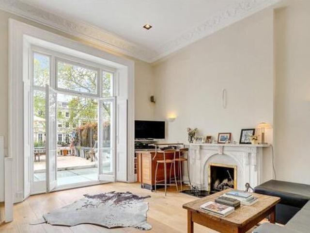 2 Bedroom Apartment For Sale In London
