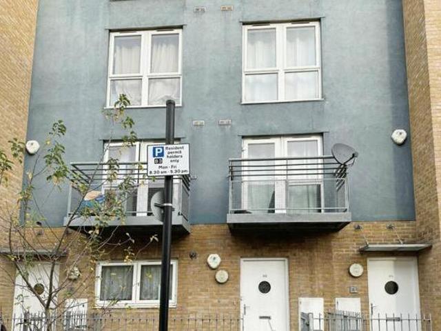 2 Bedroom Apartment For Sale In London