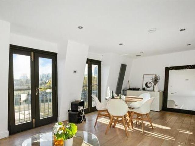 2 Bedroom Apartment For Sale In London