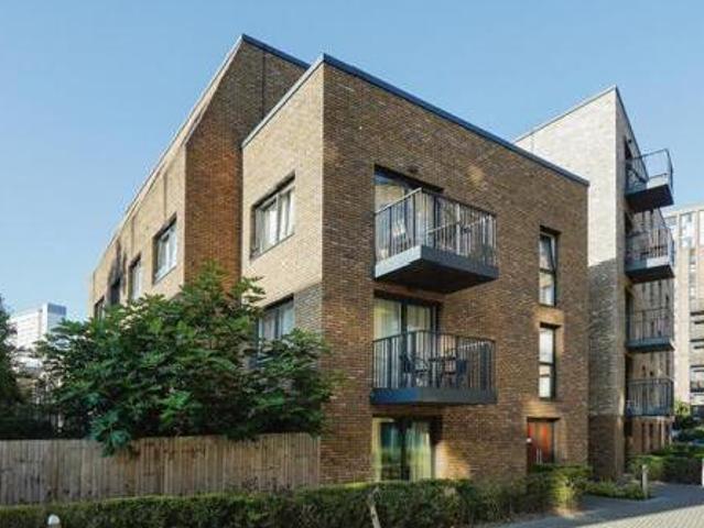 2 Bedroom Apartment For Sale In London